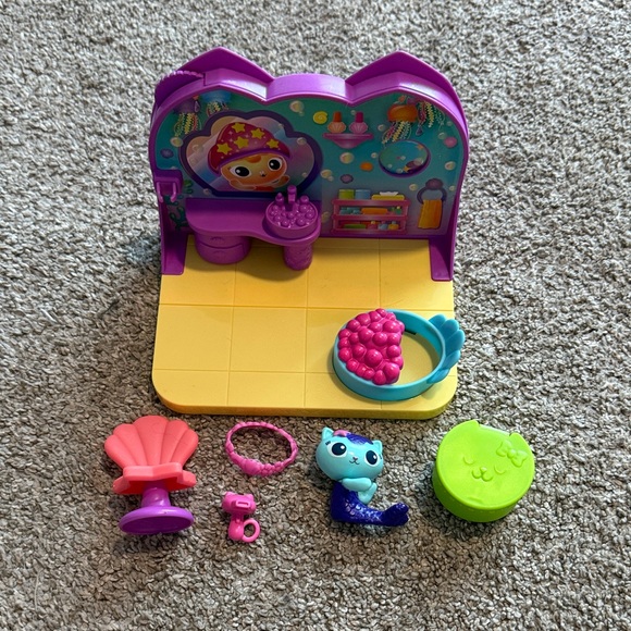 Dreamworks | Toys | Gabbys Dollhouse Mercats Seaside Spa Room Playset ...